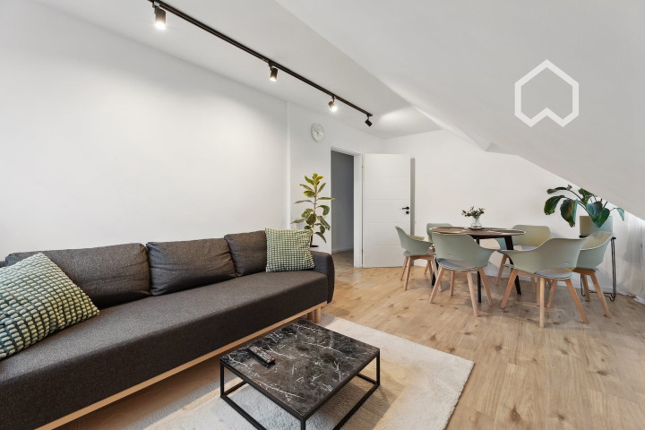 Day Young Life 55m² | Parkplatz | Wifi | 3 Rooms - Nuremberg