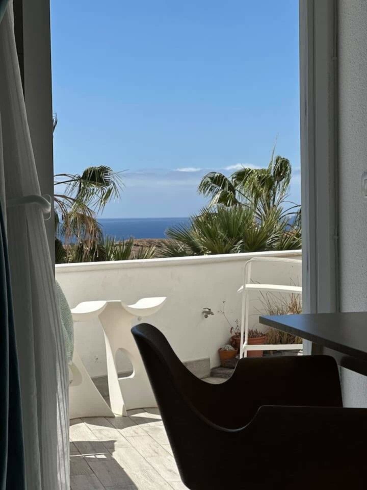 Costa Adeje · Ocean Views · Spacious 4-pax · Ac - Adeje