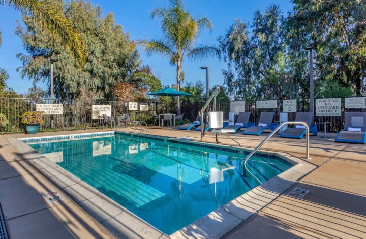 Stylish 3 Hotel Suites W/ Parking & Breakfast - Carlsbad, CA