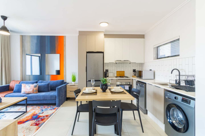 Brand-new 1br Upper Floor Apartment, Pool & Gym - Dolphin Coast