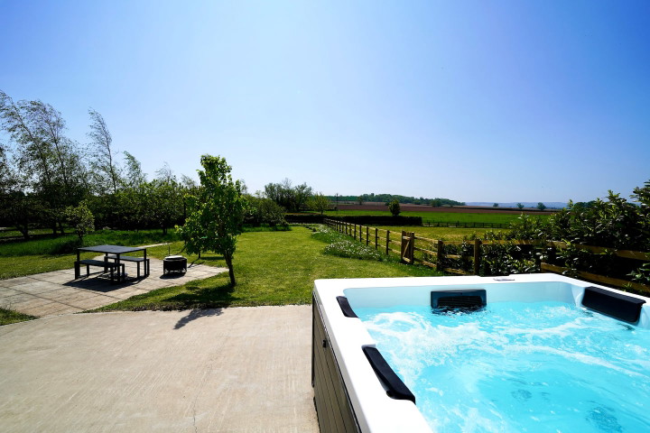 Countryside Retreat: Hot Tub, Games Room & Views - Bridgwater
