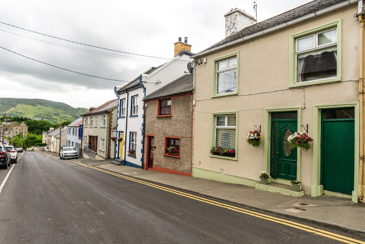 Millbrae Townhouse Buncrana Wild Atlantic Wanderer - Rathmullan