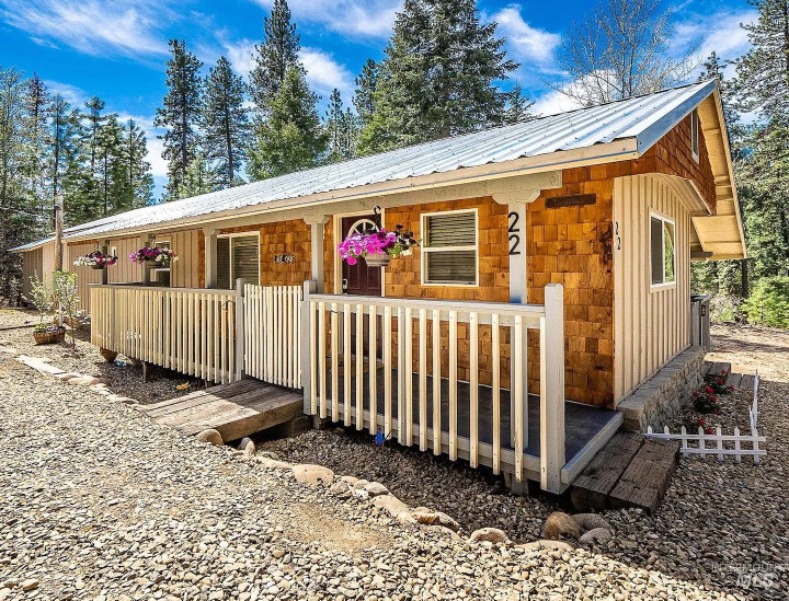 Shady Delight At Terrace Lakes In Garden Valley - Garden Valley, ID
