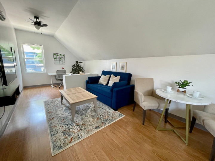 Oak Park Cozy Carriage House-lovely, Walkable Area - Oak Park, IL