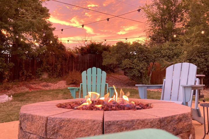 Relax | No Chores | Movie Screen @ The Peakhill - Thornton, CO