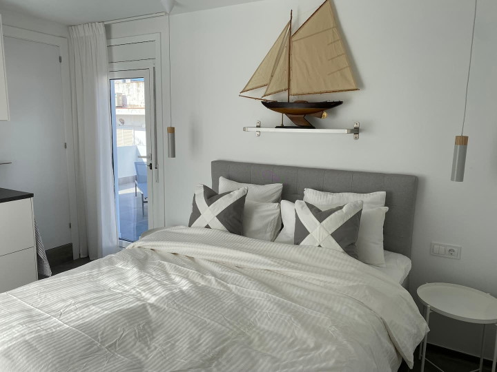 New Penthouse Studio With Two Large Terraces - Sitges