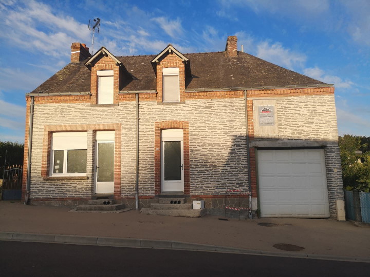 Spacieuse Maison 4 Chambres Jardin, Préau,parking - Segré