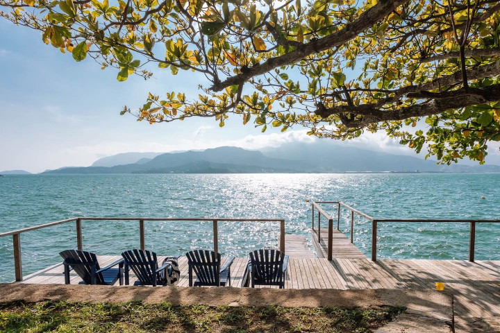 Modern Coastal House With Staff Included - Ilhabela