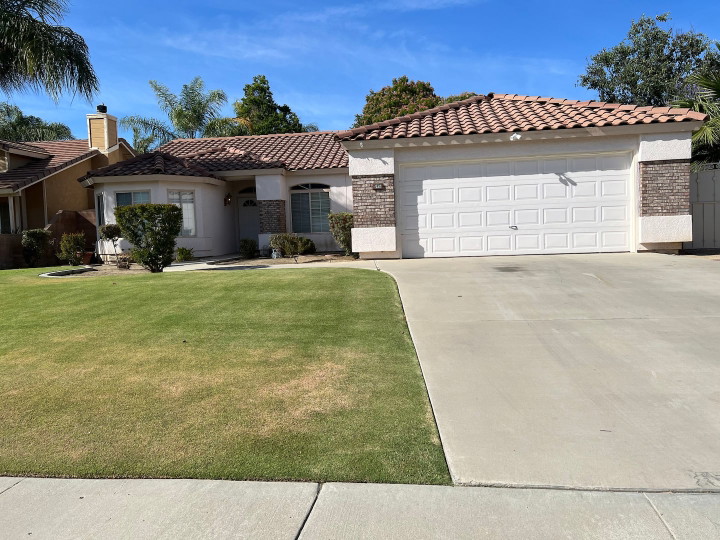Adorable 3 Bedroom In Rosedale! - Bakersfield, CA