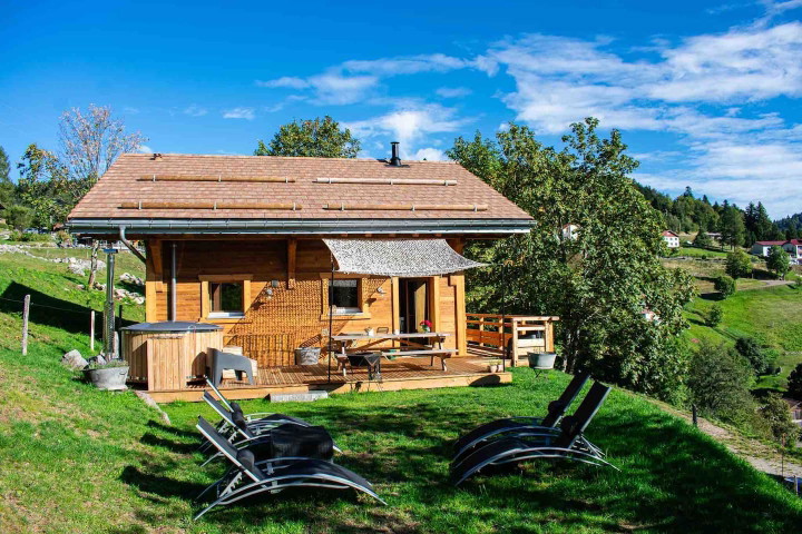 La Cabane De Lulu. Hautes-vosges Nature Park. - France