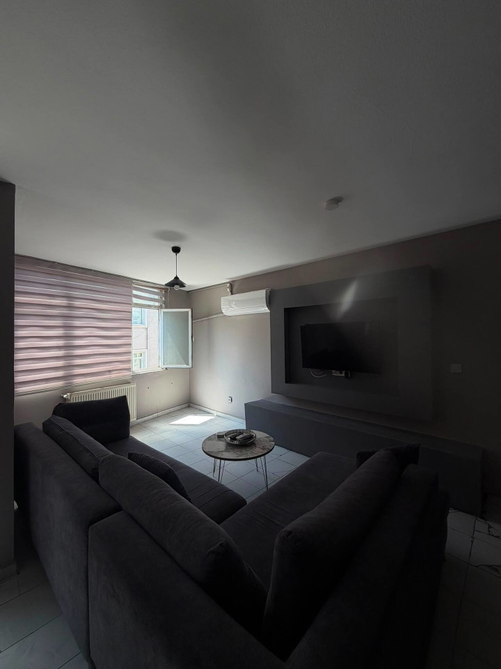 Pendik ÇArşı ŞıK 1+1 Daire - İçmeler
