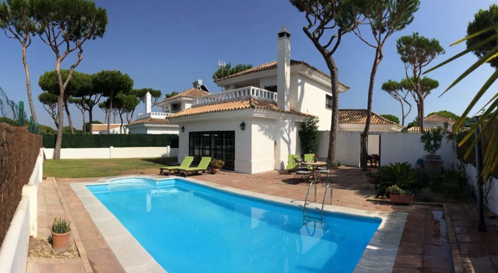 Luxury Private Villa With Private Swimming Pool, Courtyard And Gardens. - Huelva