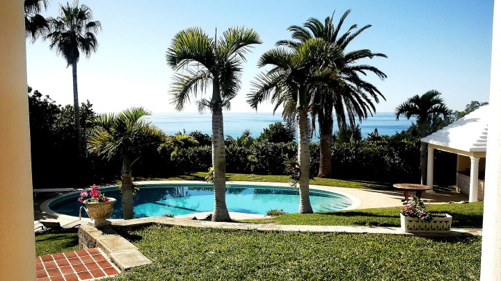 Studio W/ Pool & Twizy Charge By The Reefs & Beach - Bermuda
