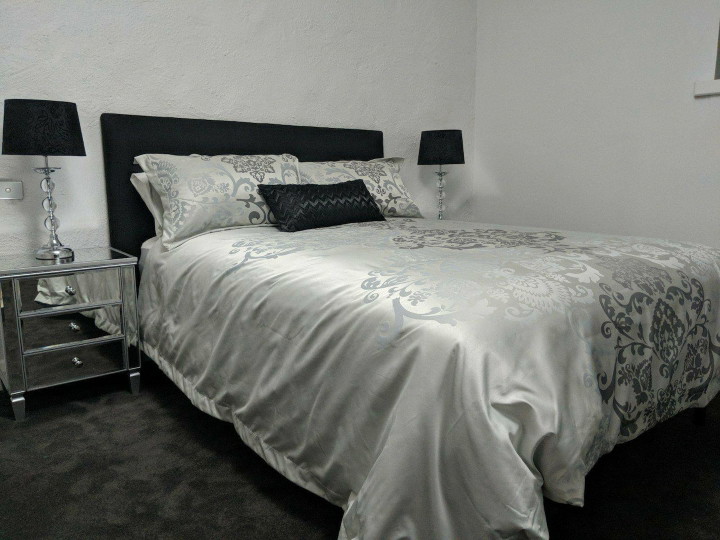 Adelaide City Historic Botanic Apartment - Adelaide