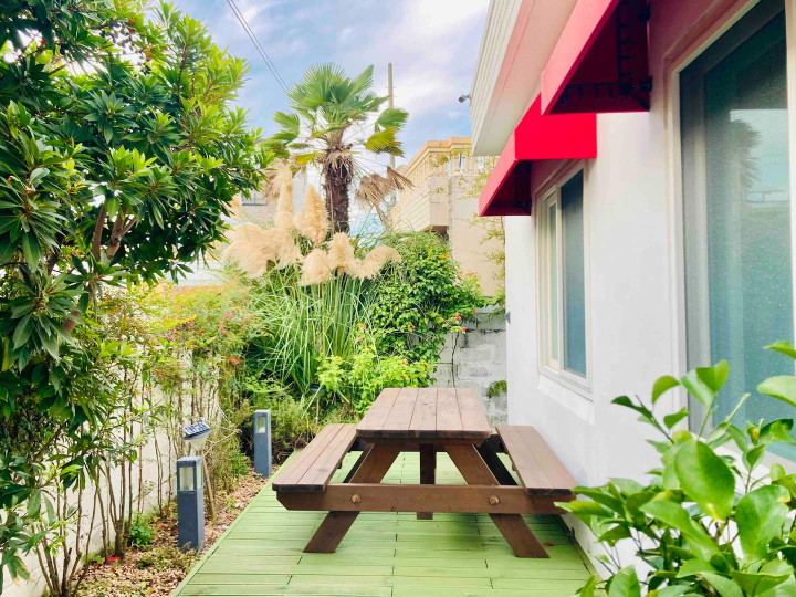 Miya's Garden | 3br · 2bath · Sleeps 7 | Airport - Jeju-si
