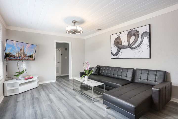 King Bed | Grill | Pool | Ev Charger - Winter Park, FL