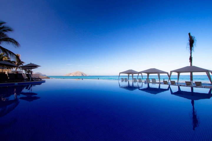 Park Royal Beach Mazatlán: A Haven Of Tranquility - Mazatlán