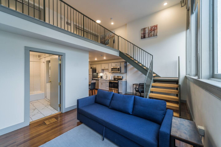 Luxury Loft | Nearby Parking | Walk Downtown | 2f - Louisville, KY