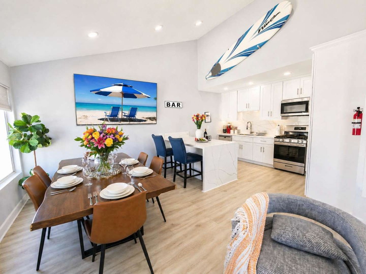 Searenity Suite-, Near Beach, Dog Beach, & Surf - Huntington Beach, CA