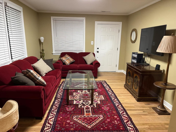 Entire House - Antique Mall Cottage - Summerville, SC