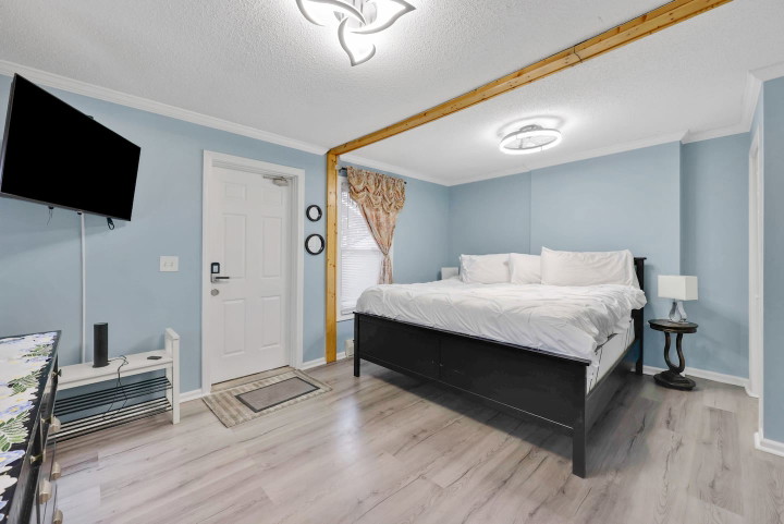 Capital City Retreat - West Hartford, CT