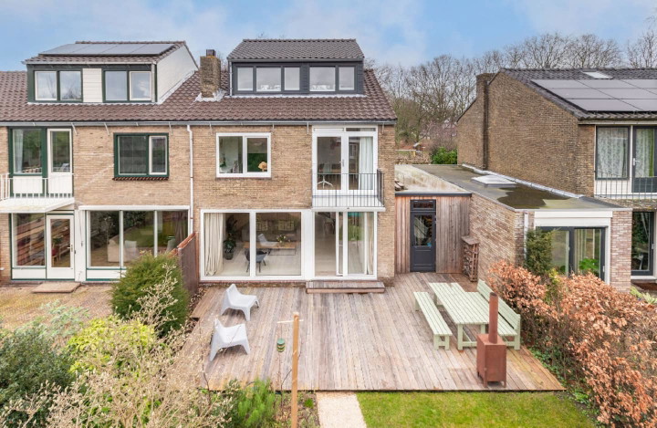 Family House Near Train Station - Heiloo