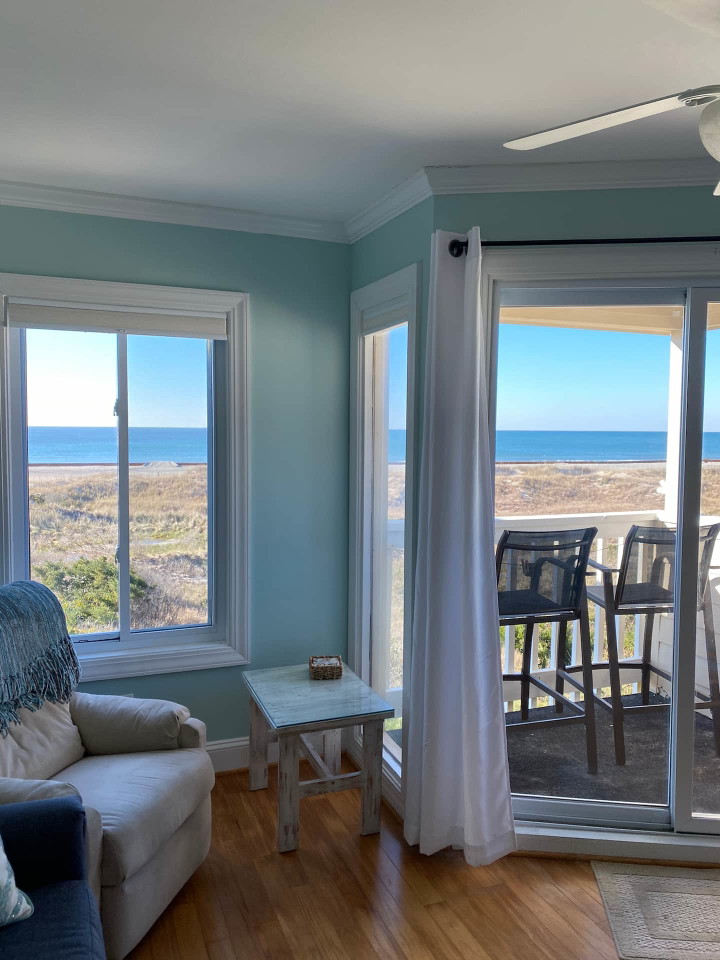 Direct Oceanfront/ A Place At The Beach - Beaufort, NC