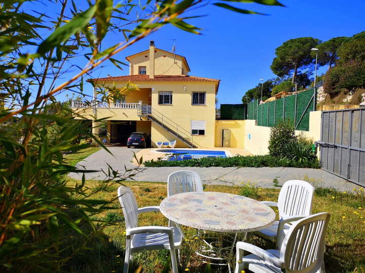 Villa Fradera, Disfrute Para Familias Y Amigos - Blanes