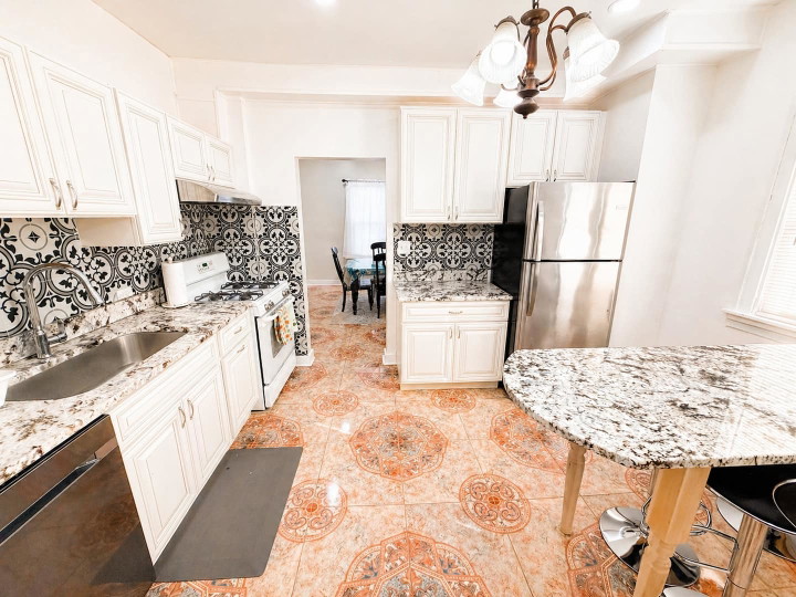 Navy Graduation Stay | 3br | 5 Min Away - North Chicago, IL