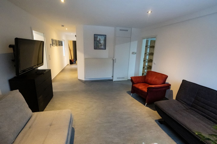 Schöne 2-zimmer Whg. Zentral Gelegen Mit Parkplatz - Coburg