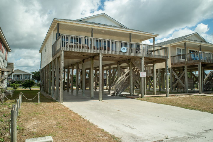 Nail'd It Beach House - Oak Island, NC
