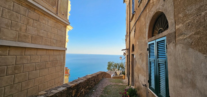 Conçu Par Un Architecte. Au Cœur Du Village. - Cervo