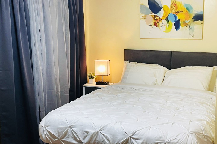 Rogers Park Cozy 1 Bd, 1 Bath Unit. Gated Parking. - Evanston, IL