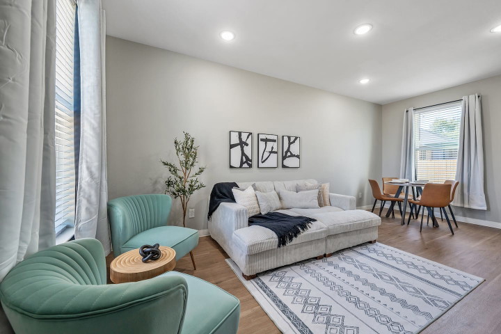 Stylish Townhome 2 Blocks From Hospitals - Tyler, TX