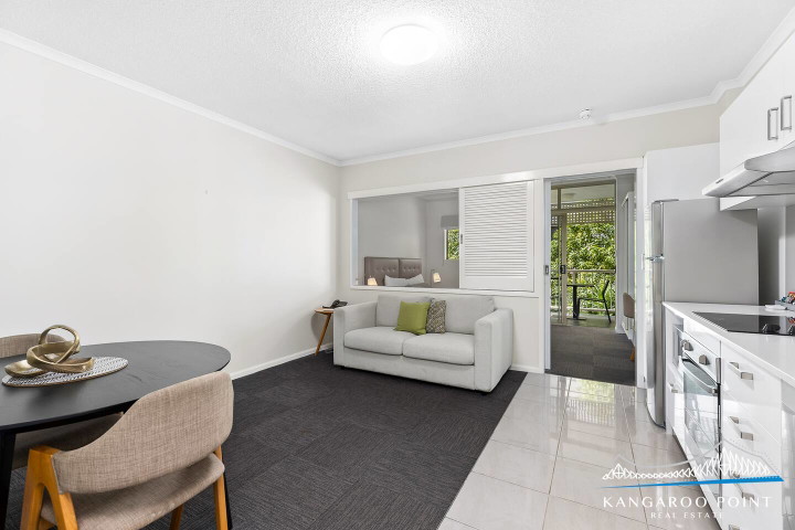 One Bedroom In The Heart Of Kangaroo Point With Pool & Parking - Brisbane