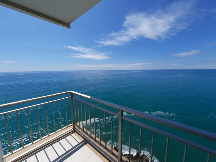 Apartamento Con Vistas Panorámicas Frente Al Mar. - Benicàssim