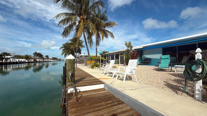 Lou & Mary`s Getaway ~ 2 Bed 2 Bath Home W/dock, I - Key Colony Beach, FL