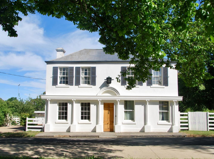 Islay House - Brick Room - Macedon