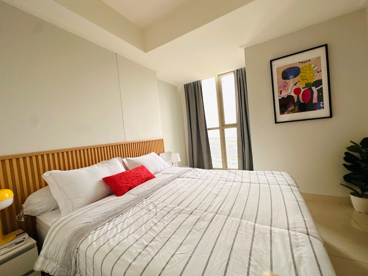 New Minimalist Gold Coast Pik Apartment - Jakarta