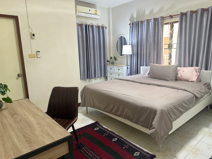 Maison De Deux Chambres Avec Jardins - Chiang Mai