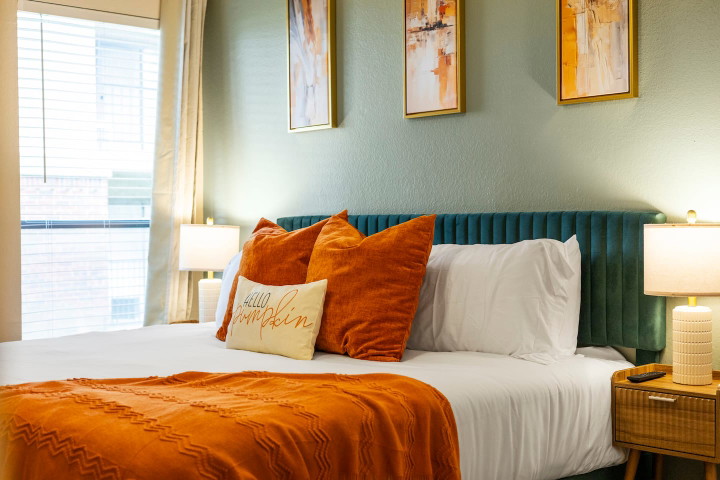 Cozy 1 Br | Pool |Gym | Mins To At&t|six Flags|dfw - Grand Prairie, TX