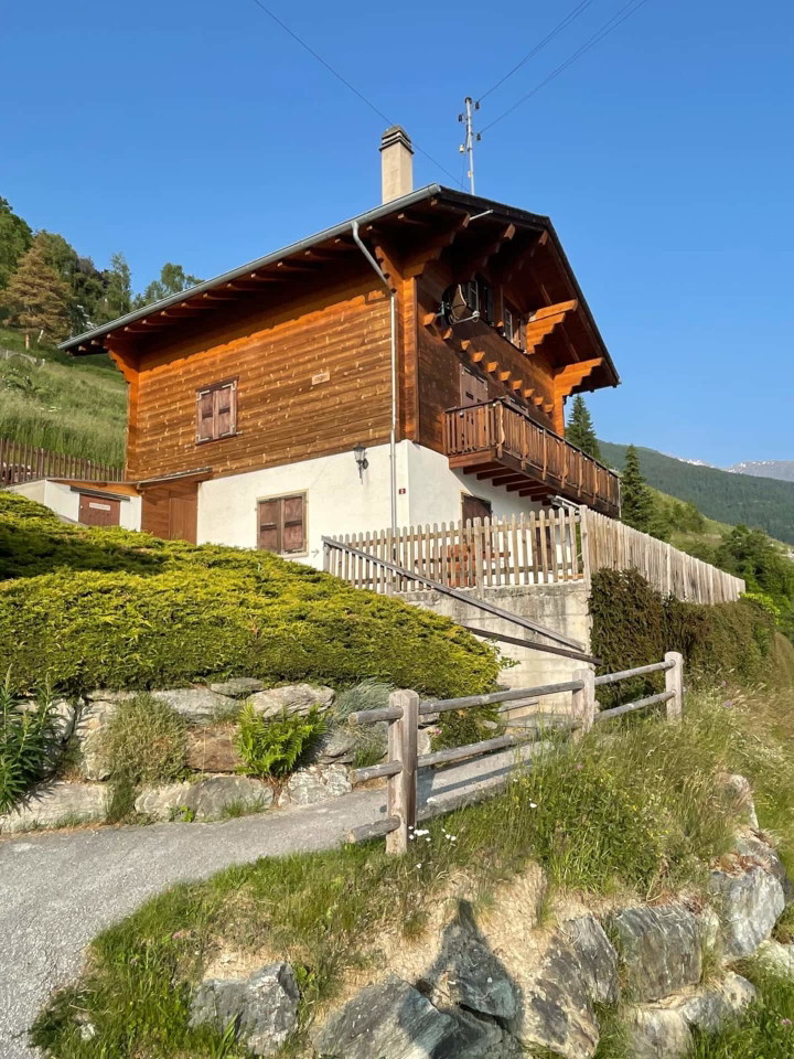 Wunderbares Chalet An Sonniger Lage - Nax