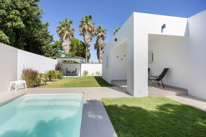 Meraki2-heated Indoor Pool - Chiclana de la Frontera