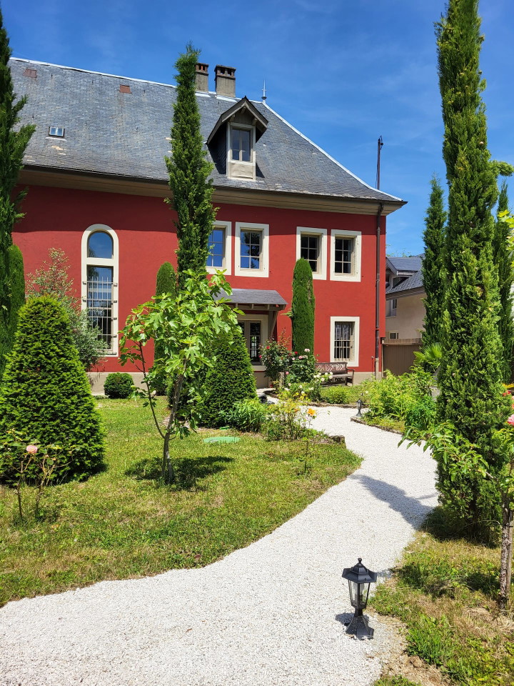 Gîte éTape Reposant Avec Parking - Chambéry