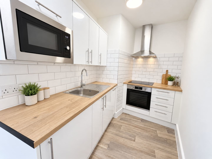 Two Bedroom Apartment In Charing Cross St Helier - Jersey