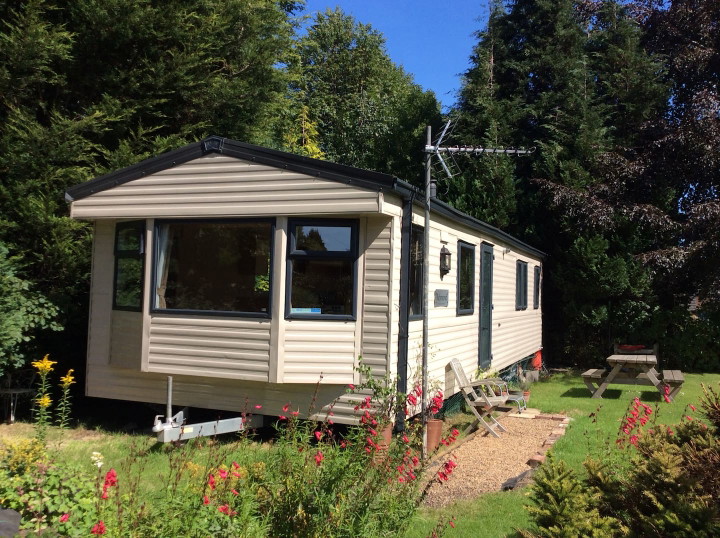 Spacious Centrally Heated Caravan Near Town Centre - Hexham
