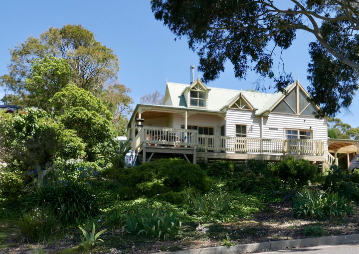 Cloud Cottage - Sea Views, Birds & Greenery - Melbourne