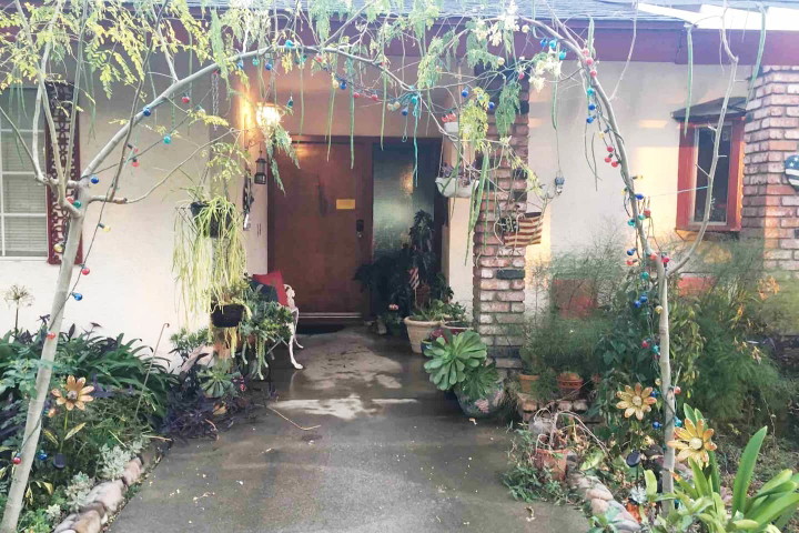 Upland Cozy - Upland, CA