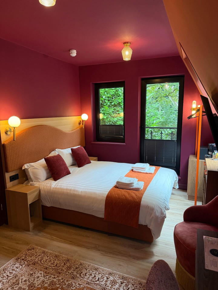 Wonderfull Park View Hotel Room Near Amsterdam - Zaandam