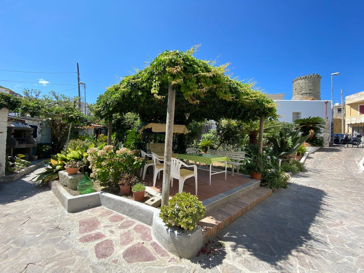 Fm Apartments. Forio Center, A Short Walk From The Sea. - Forio